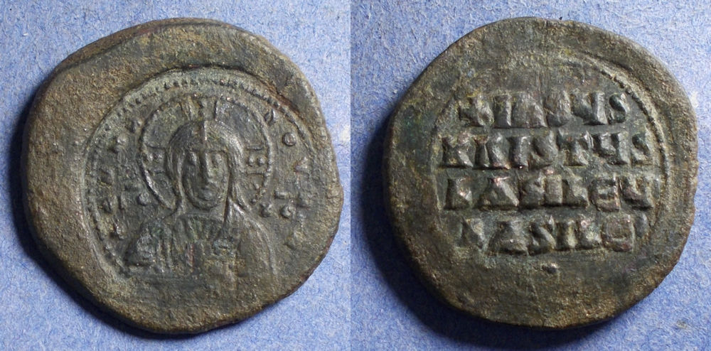 Byzantine Empire, Anonymous (Basil II) 976-1025, Bronze Class A2 Follis