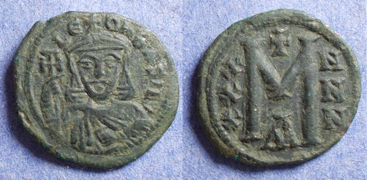 Byzantine Empire, Leo V 813-820, Bronze Follis | Byzantine Coins