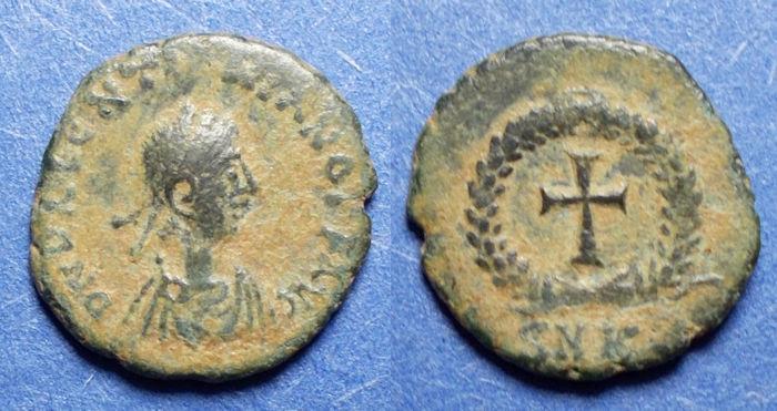 Roman Empire, Valentinian III 425-455, Bronze AE4 | Roman Imperial Coins