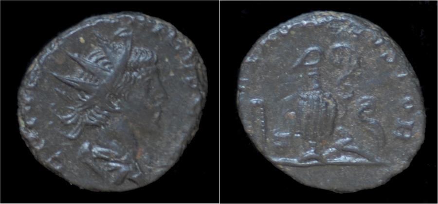 Tetricus II billon antoninianus pontificate implements. | Roman ...