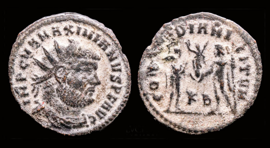 Maximianus Herculius AE antoninianus Jupiter presents Victory on globe