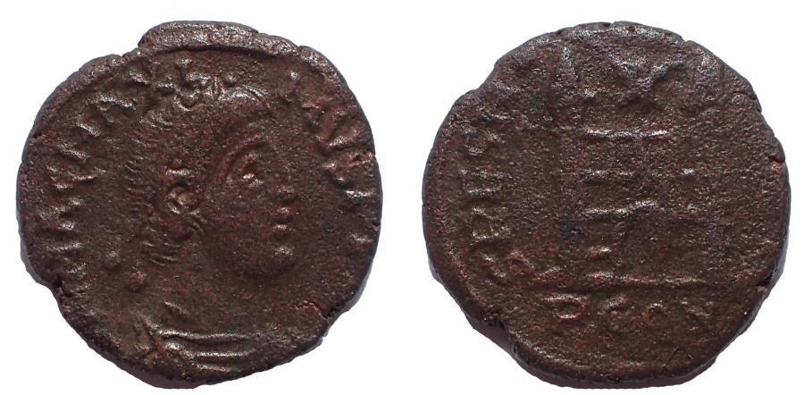 Magnus Maximus AD 383-388. Arles Follis | Roman Imperial Coins