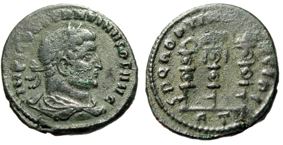 Constantine I The Great SPQR OPTIMO PRINCIPI Aquila, Standards RIC 351 Rome