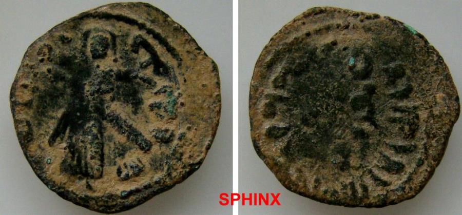 769EH18) Umayyad Caliphate (Arab-Byzantine coinage). 'Abd al-Malik ibn ...
