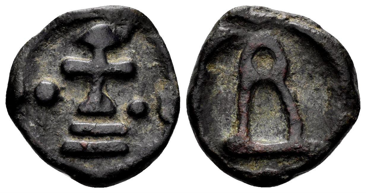 Basil I the Macedonian. 867-886. AE 18mm (3.46 gm). Cherson mint ...