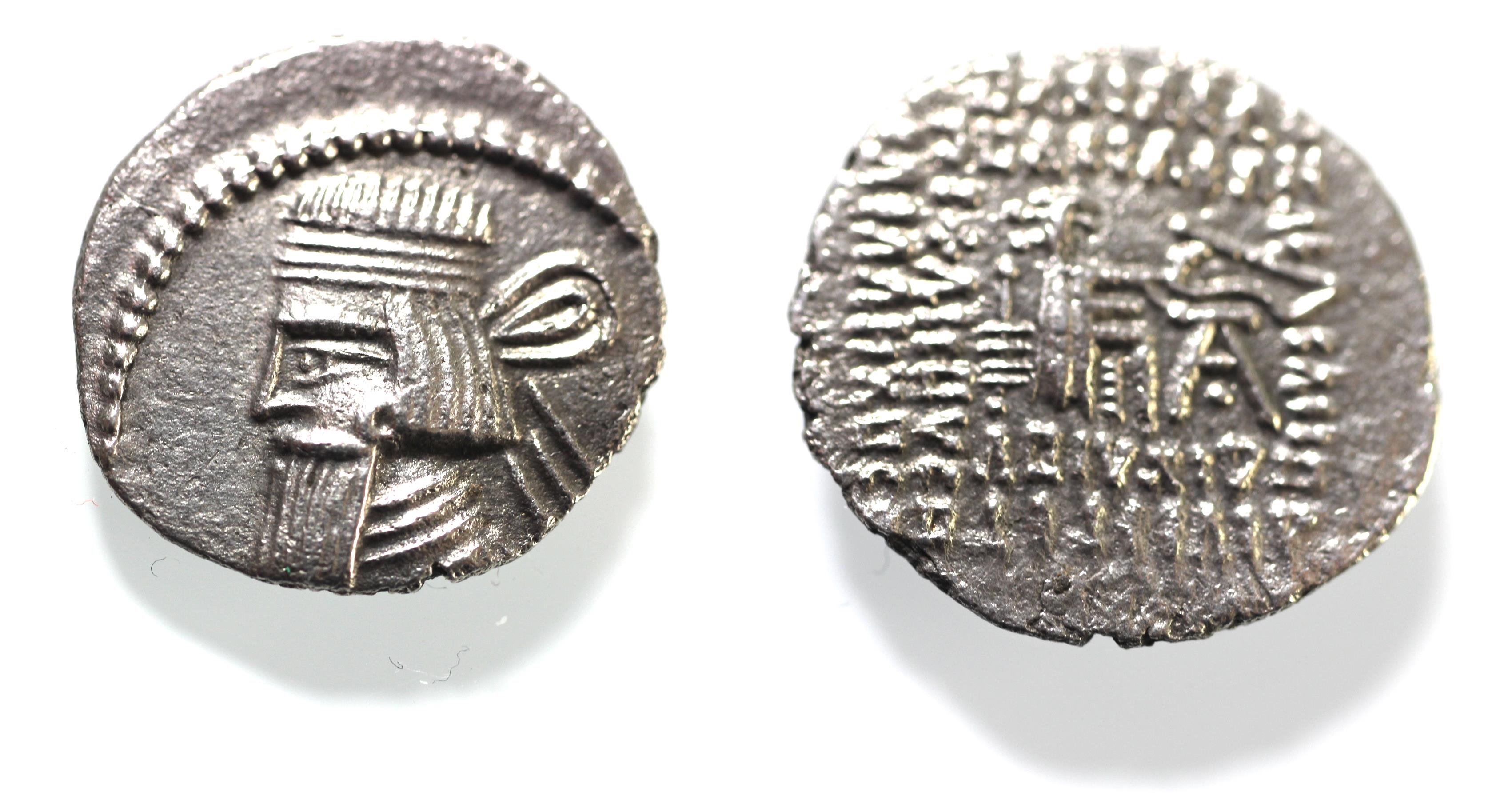 KINGS OF PARTHIA. Parthian Kingdom. SILVER DRACHM . | Ancient Eastern Coins