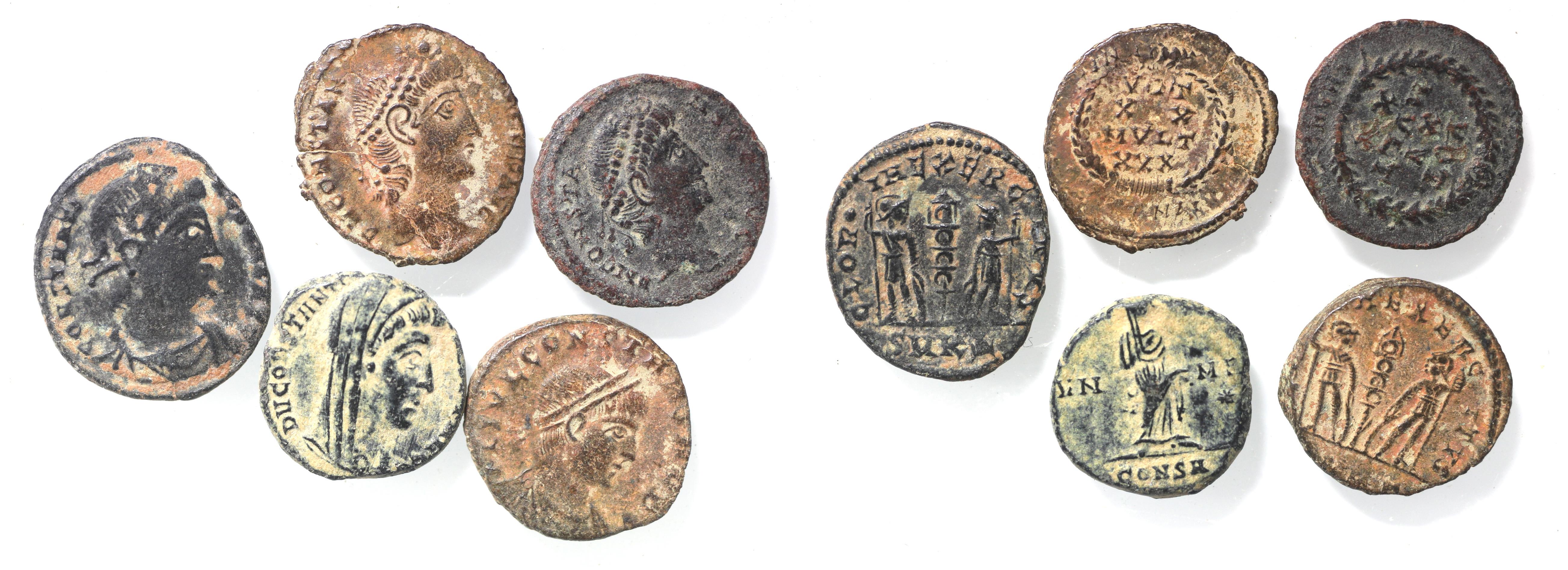 ROMAN. LOT OF 4 COINS. AEs | Lots & Collections