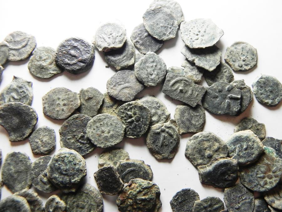 AS FOUND!!!!: HIGH QUALITY. JUDAEAN 103 ANCIENT WIDOW'S MITE COINS