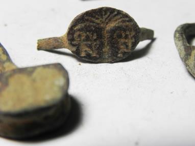 HOLY LAND. LOT OF ANCIENT MOSTLY ROMAN RELICS. 200 - 300 A.D