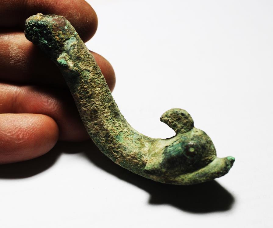 ANCIENT ROMAN. AS FOUND BRONZE FISH OR DOLPHIN. 200 A.D | Antiquities