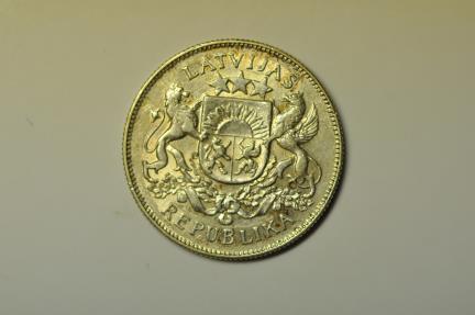 Latvia; Silver 2 Lati 1926 | European Coins