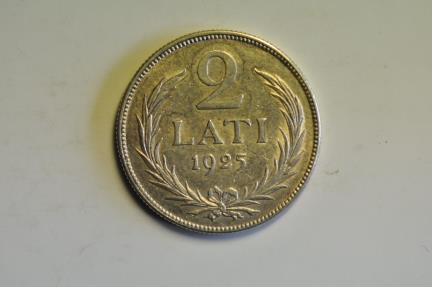 Latvia; Silver 2 Lati 1925 | European Coins
