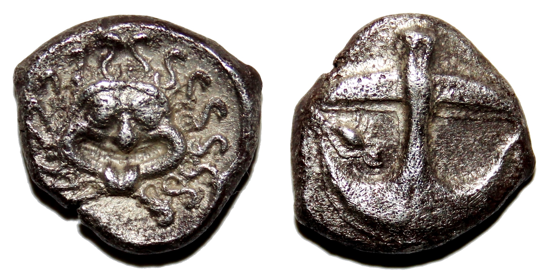 APOLLONIA PONTICA Drachm. EF-/VF+. Gorgoneion - Anchor. Late archaic style