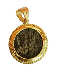 Gold pendant (14 ct) with original prutah of Agrippa I, mint of ...