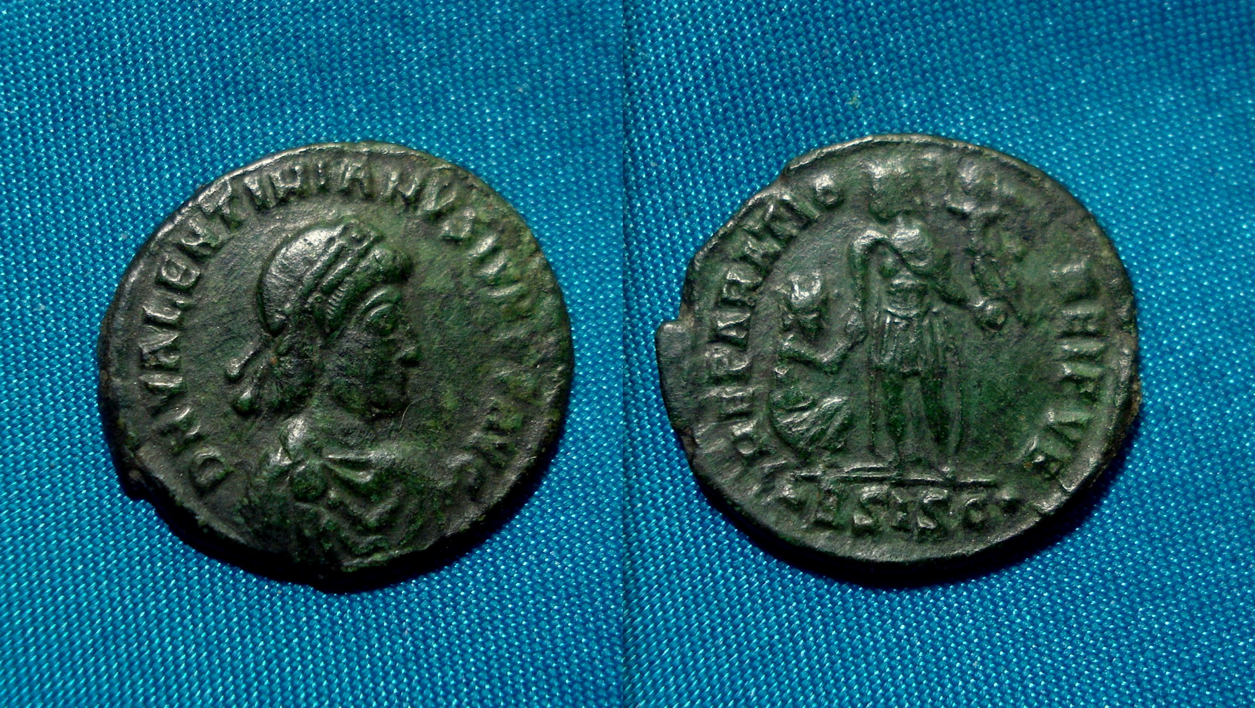 VALENTINIAN II Æ24 Maiorina Siscia Scarce | Roman Imperial Coins