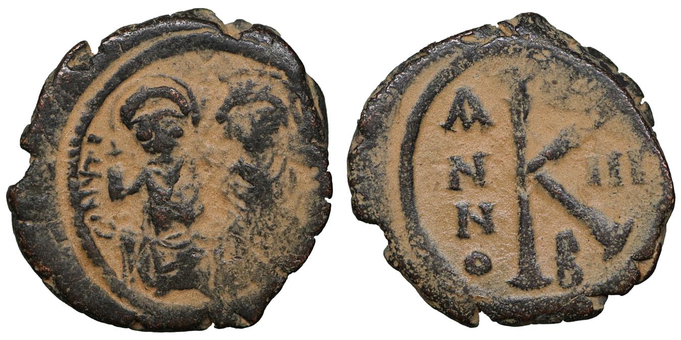 Justin II. 565-578. AE half follis. 20 Nummi VF | Byzantine Coins