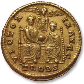 Solidus Valentinianus II / Valentinian II Treveri (Trier) mint circa ...