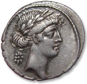AR denarius Q. Pomponius Musa, Rome 66 B.C. - Urania, the Muse of ...