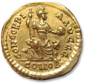 AV gold solidus Valentinianus II / Valentinian II, Thessalonica mint ...