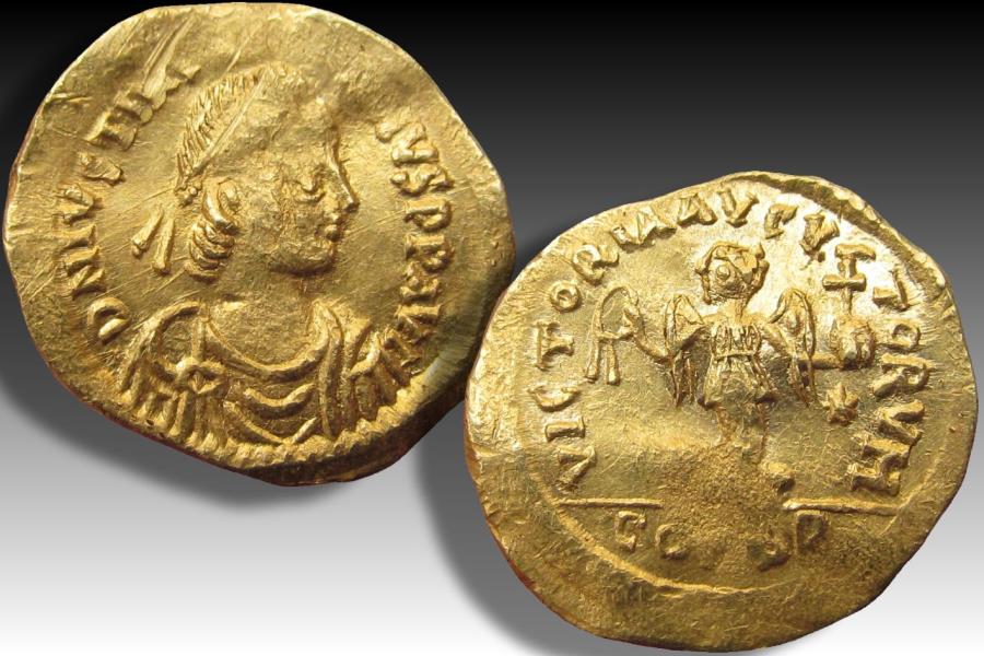 AV gold tremissis Justinian I, Constantinople mint 527-565 A.D.