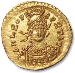 AV gold solidus Leo I, Constantinople mint 3rd officina (Γ) circa 457 ...