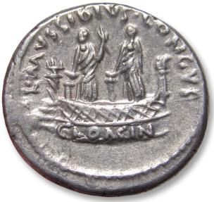 AR denarius L. Mussidius Longus, Rome 42 B.C. - Shrine of Venus Cloacina