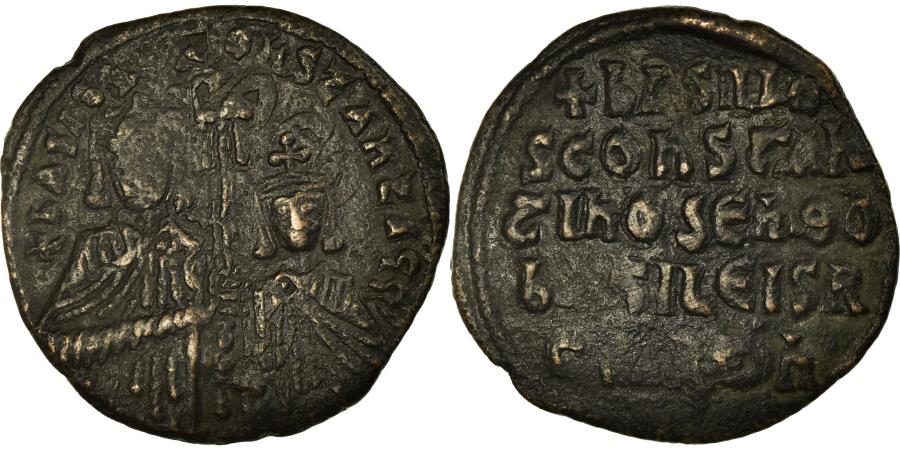 Coin, Basil I, Follis, 868-870, Constantinople, , Copper, Sear:1721