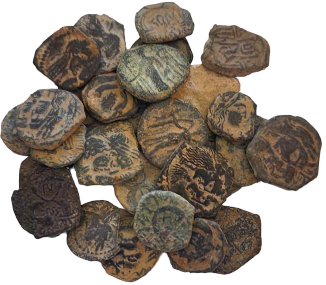 NABATAEA. lot of 30 Nabataean coin