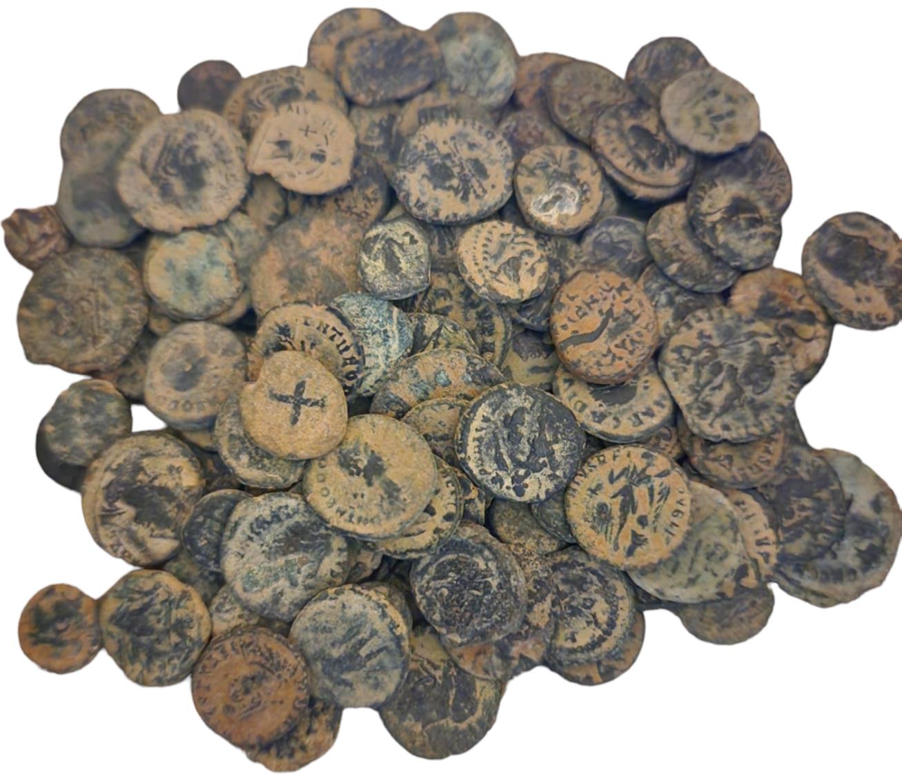 ROMAN EMPIRE:Lot of 140 Roman coins with cross. AE low grade | Roman ...