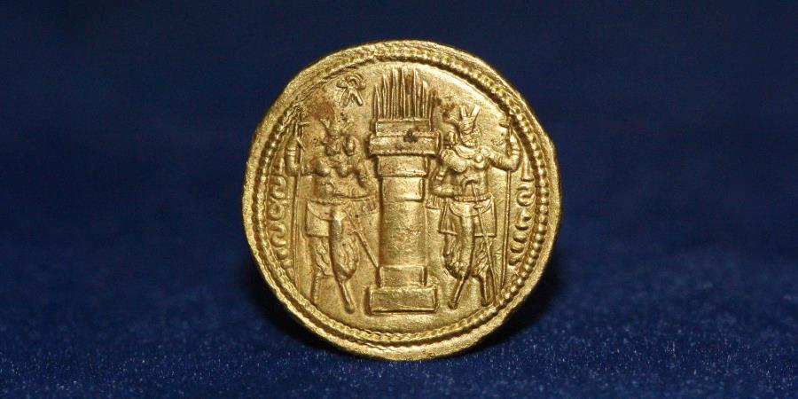 SASANIAN Kingdom Shapur I AD 240-272. Gold, mint I (Ctesiphon) phase 2 ...
