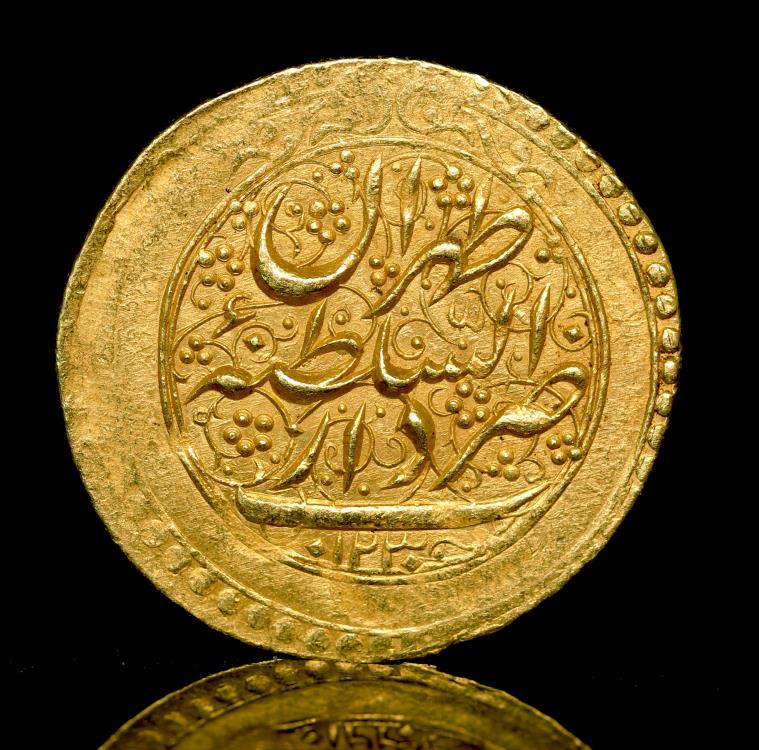 Qajar, Fath Ali Shah, AH1212-1250/1797-1834AD.AV Gold coin, Iran. Toman ...