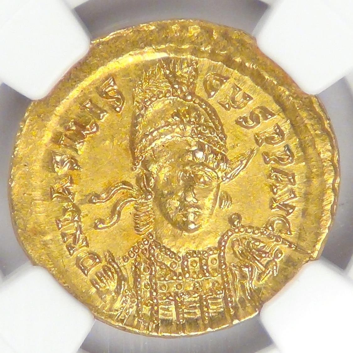 EASTERN ROMAN EMPIRE, Basiliscus (alone)(475-476 AD), 475 AD, Gold ...