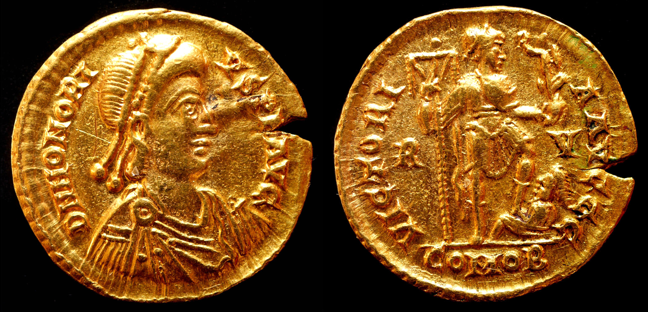 Honorius. AD 393-423. AV Solidus (21mm, 4.37 g,). Ravenna mint. Struck AD 402-406.