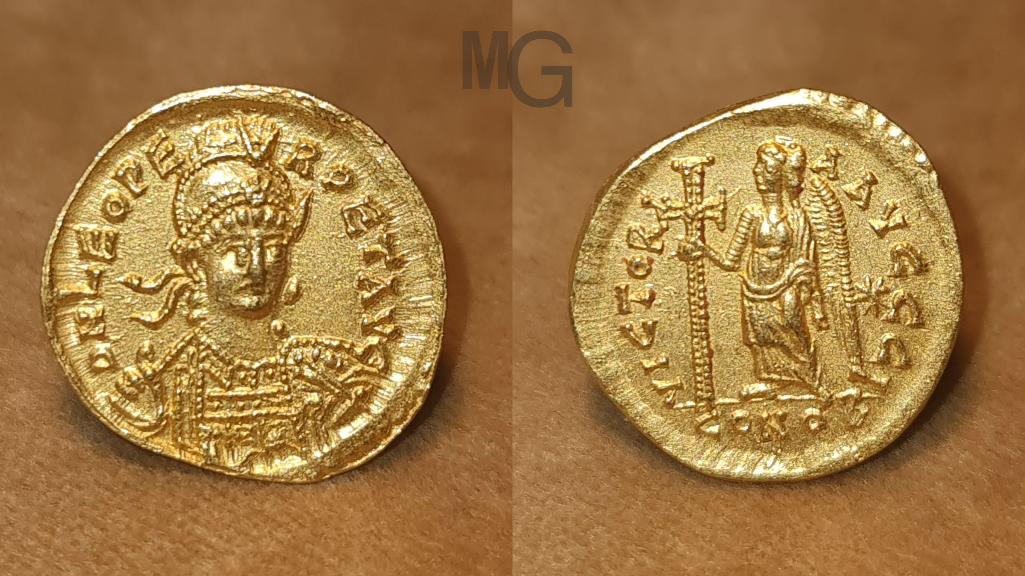 Roman Empire (Byzantine), Leo I AV Solidus. Constantinople, AD 462-466.