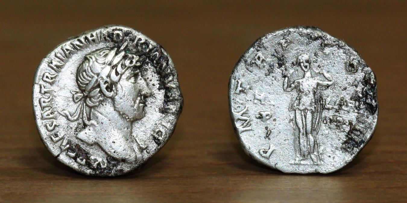 Roman Empire, Hadrian, 117-138 AD, AR. Denarius 119-122 AD Rome mint.