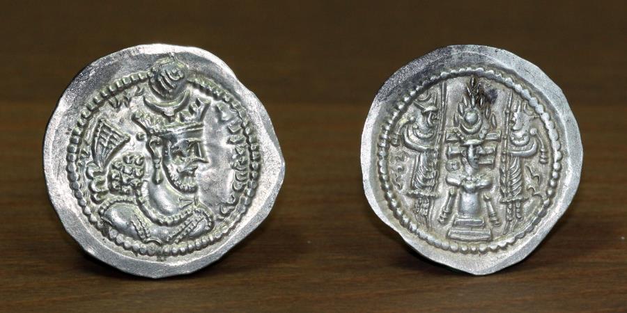 Sassanian Empire AR Drachm, Bahram V (420-438 AD), Mint: Rayy (RY).