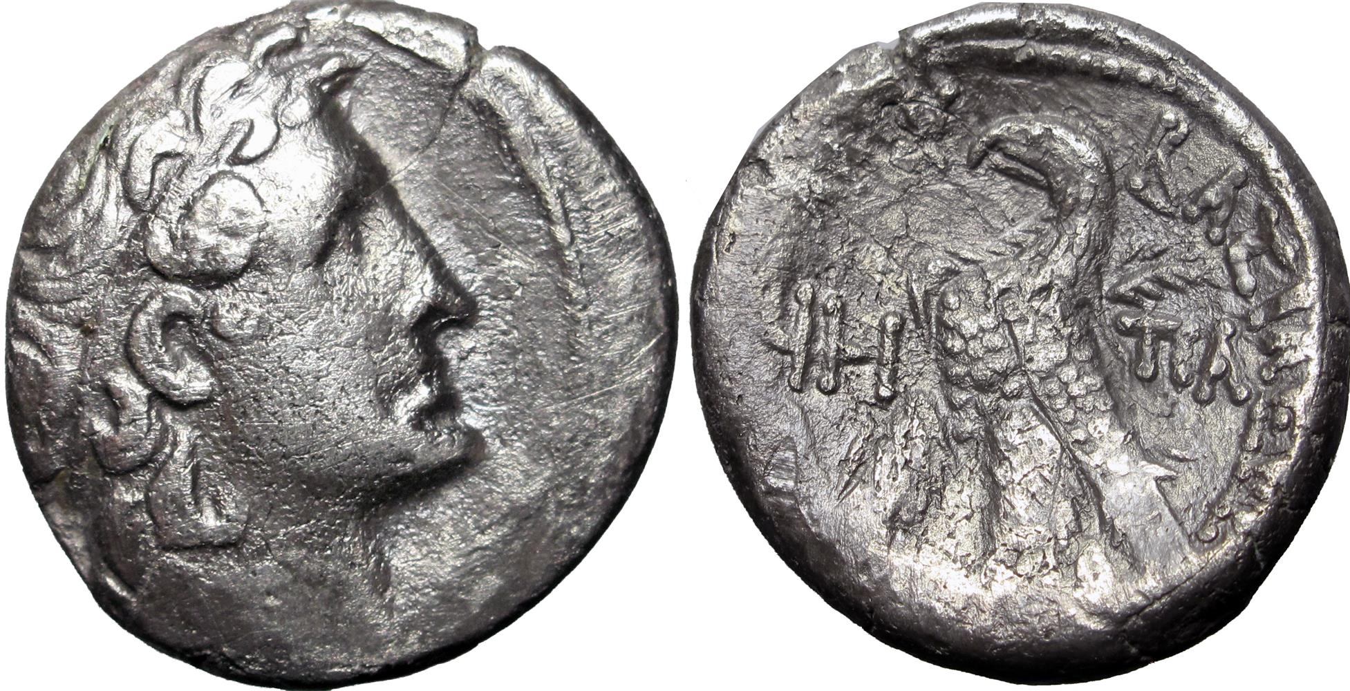 PTOLEMAIC KINGS of EGYPT. Kleopatra VII. 51-30 BC. AR Tetradrachm