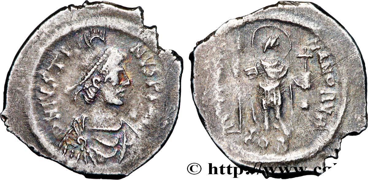JUSTIN II Constantinople c. 565-578 (18mm, 2,23g, 6h) | Byzantine Coins