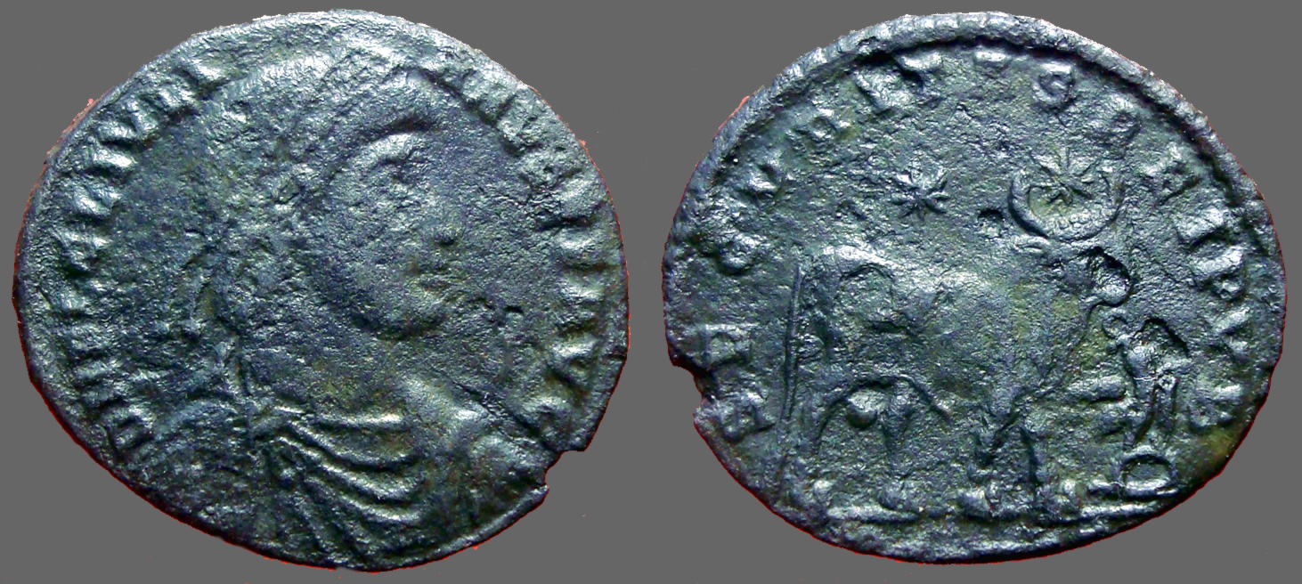 Julian II AE27 Double Maiorina Bull. two stars above | Roman Imperial Coins