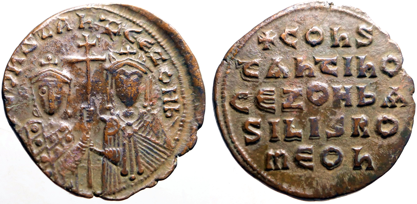 Constantine VII & Zoe AE25 Follis. Constantinople | Byzantine Coins