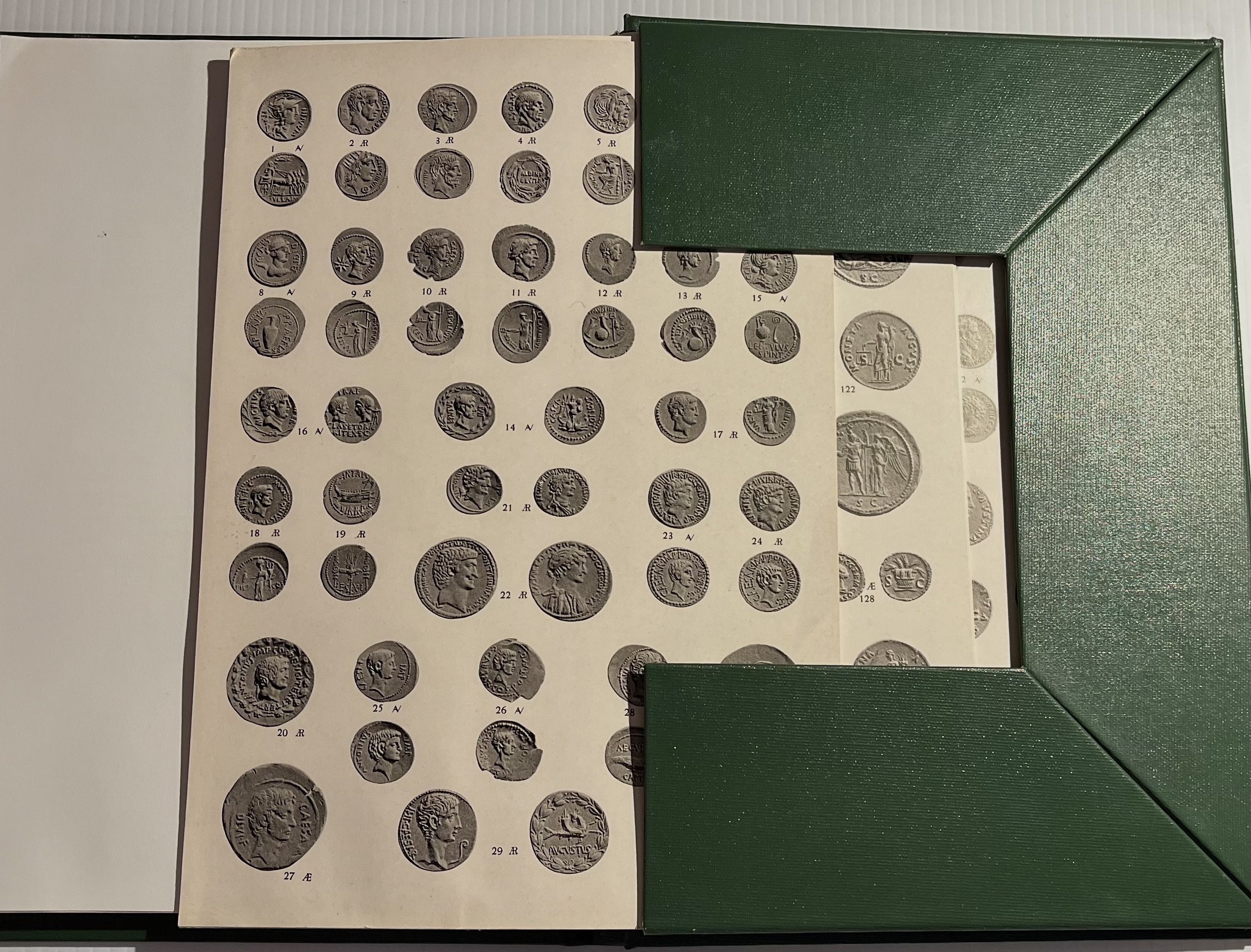 Less/Bank Leu: Romische Munzen Sammlung ESR | Roman Imperial Coins