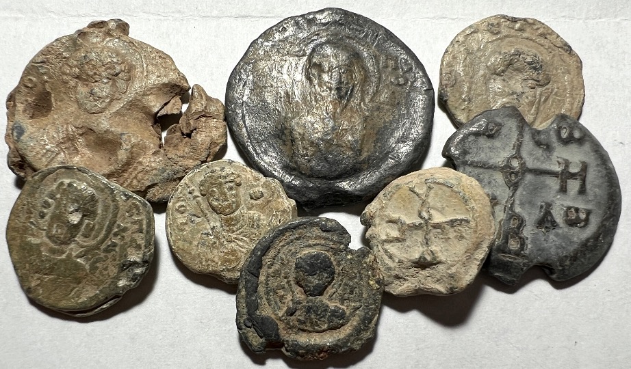 Lot of 8 Byzantine Lead Seals, With VIDEO | Lots & Collections