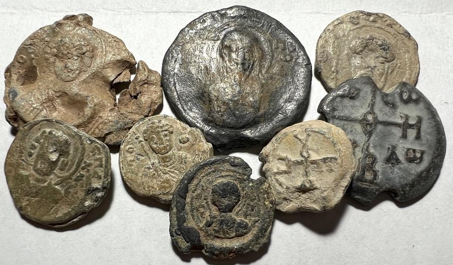 Lot of 8 Byzantine Lead Seals, With VIDEO | Lots & Collections