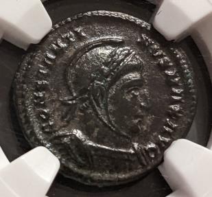 Constantine I, 307-337 AD. London mint. Helmeted bust | Roman Imperial ...