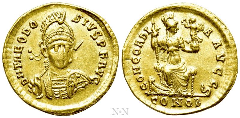 THEODOSIUS II (402-450). GOLD Solidus. Constantinople. | Roman Imperial ...