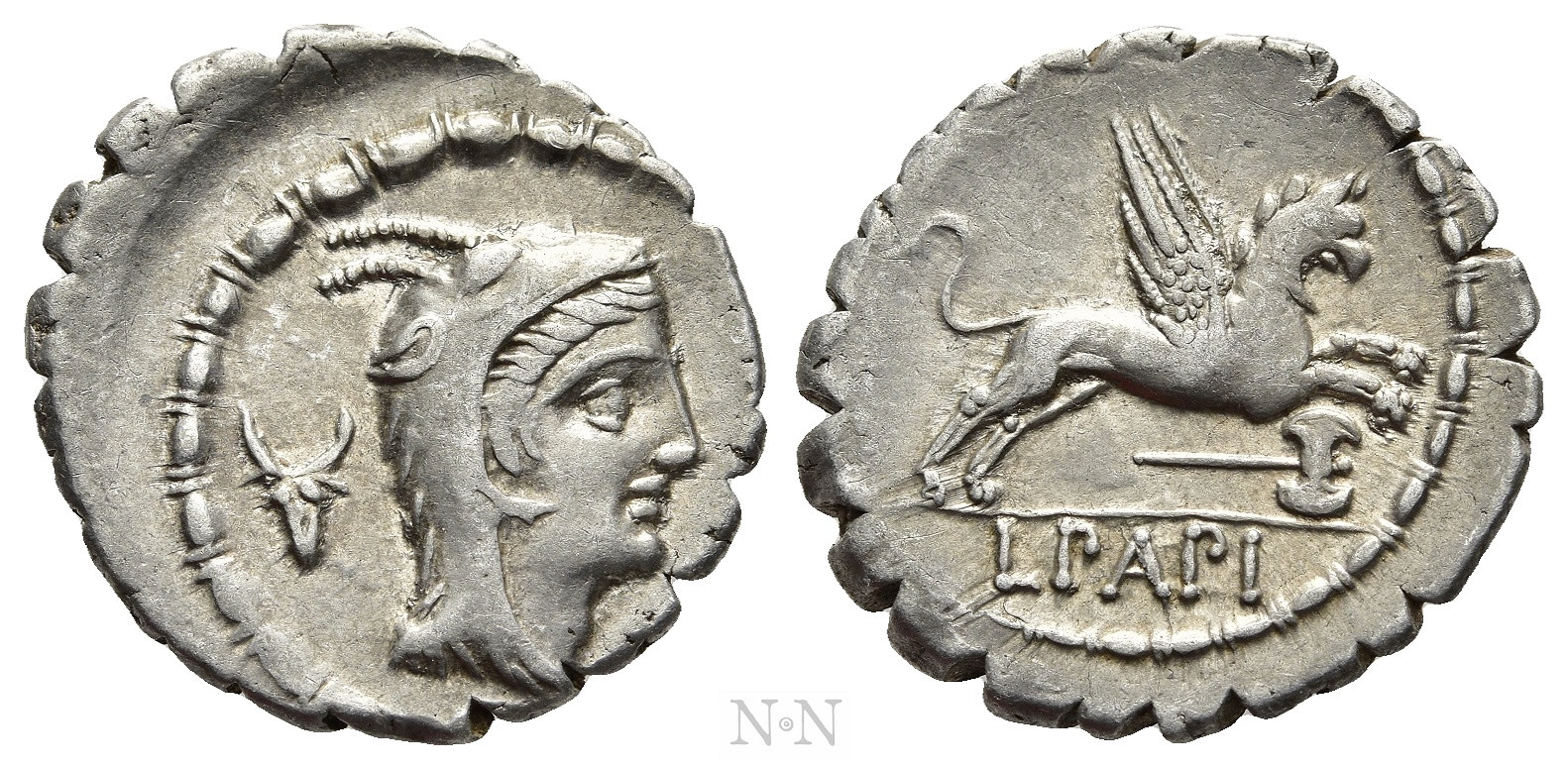 SYMBOLS OF SACRIFICE: BUCRANIUM AND AXE | Roman Republican Coins