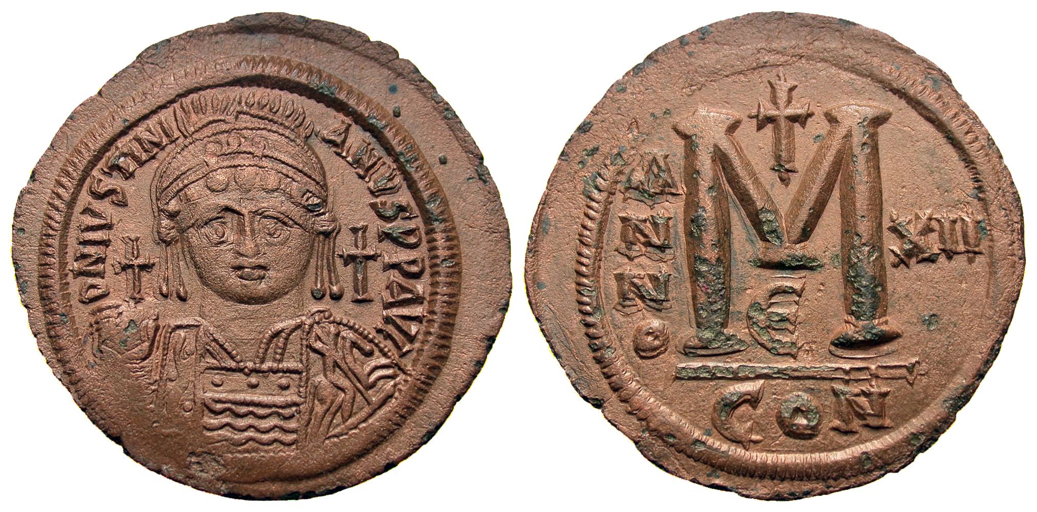 Byzantine Empire. Justinian I. Æ Follis. Constantinople Mint. Large Flan.