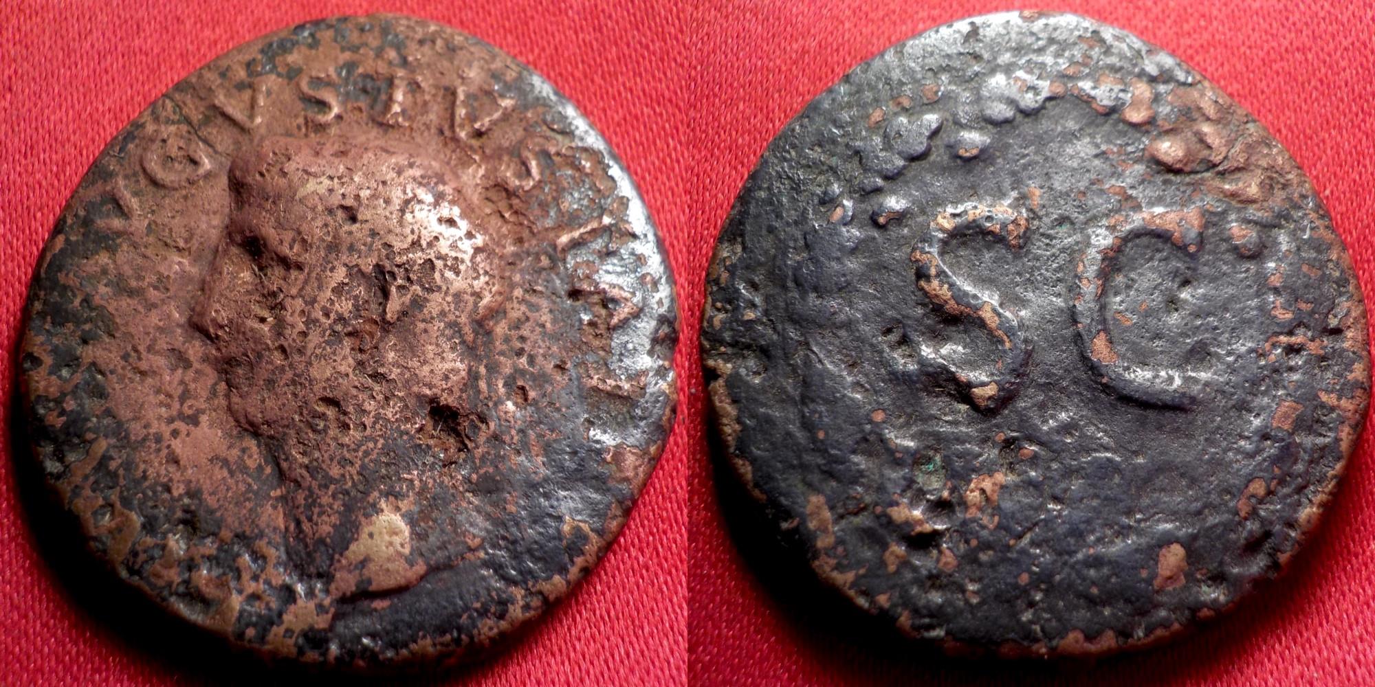 DIVUS AUGUSTUS AE dupondius, memorial issue by Tiberius. SC within ...