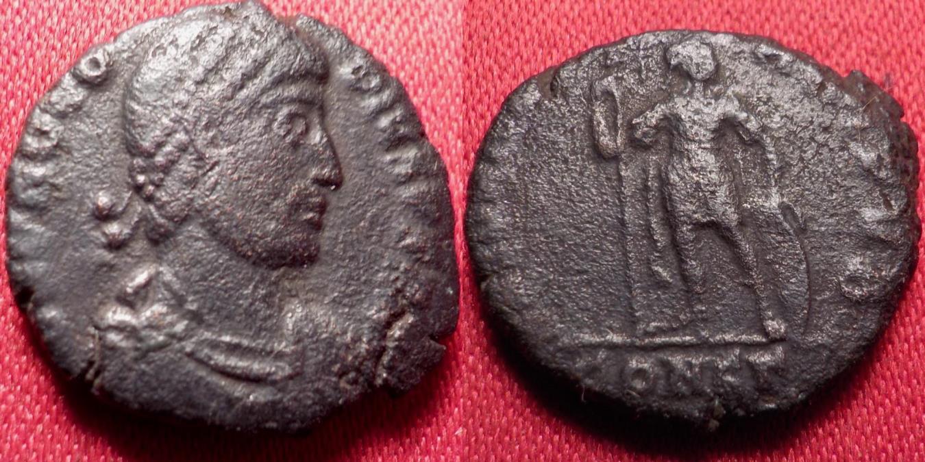 PROCOPIUS AE3. Constantinople. SECVRITAS REIPVB, Emperor standing ...