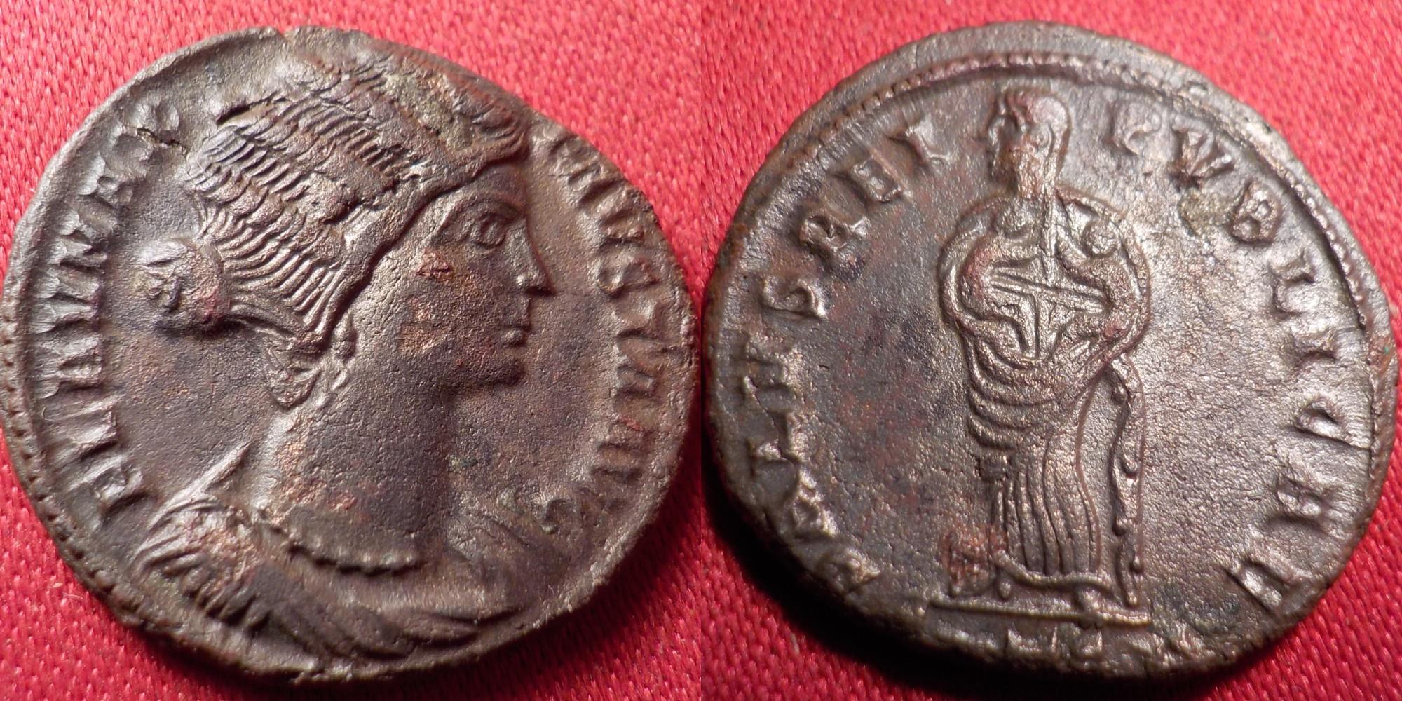FAUSTA AE follis. Thessalonika mint. SALVS REIPVBLICAE, Empress ...